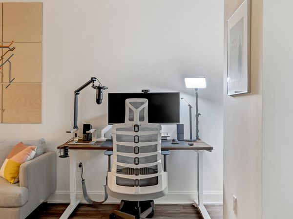 Anyplace: Flexible-Term Furnished Apartments for Remote Workers